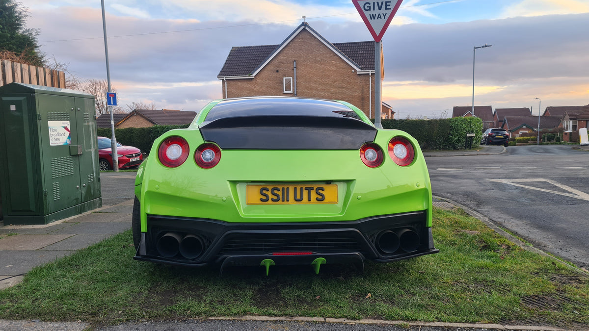 Nissan GTR with some 4D gel plates – PL8 LAB